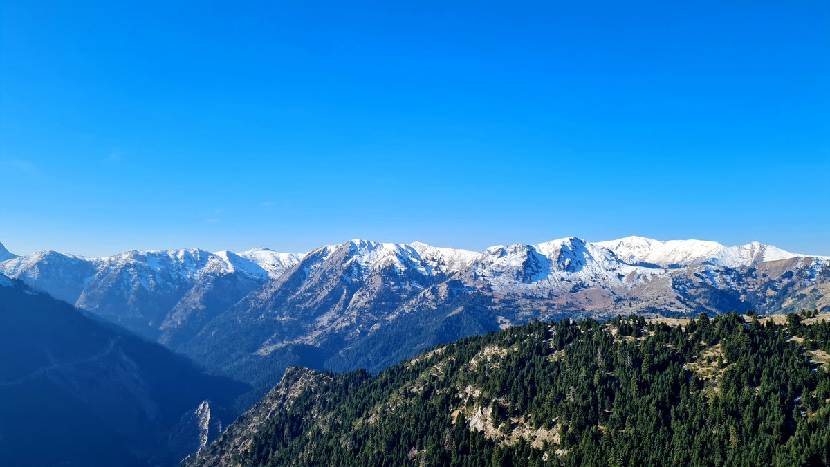 Hiking in Greece: The legendary Agrafa – belleelene